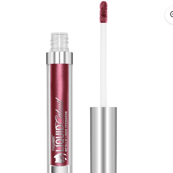 wet n wild | Makeup | 425 Wet N Wild Megalast Liquid Catsuit ...